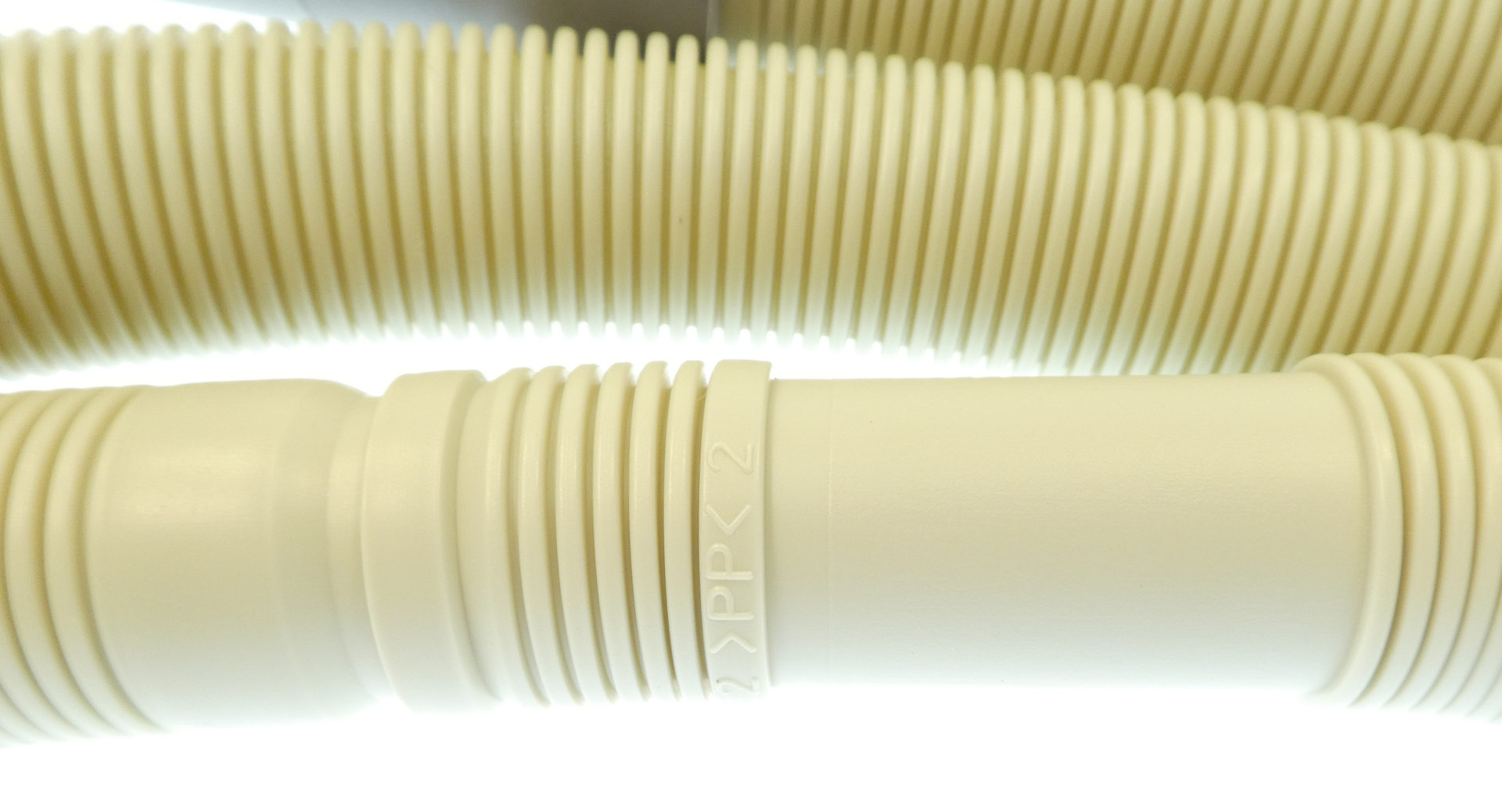 Whirlpool drain hose 2m - fhp.fi - appliance spare parts